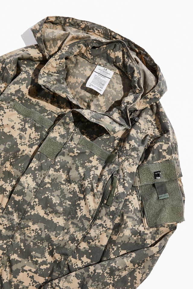 Vintage Heavy Duty Digital Camo Jacket | Urban Outfitters Canada