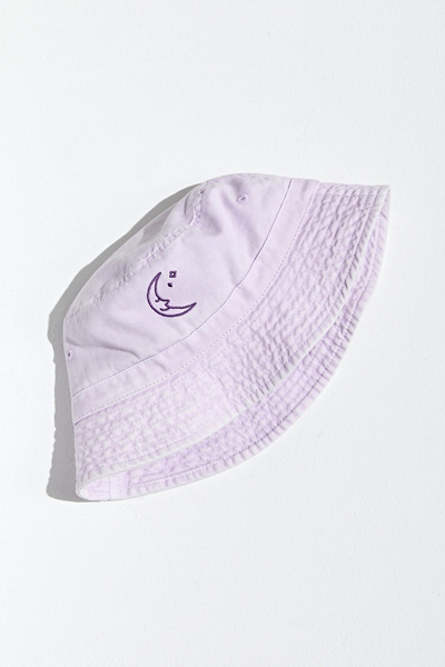 Washed Moon Embroidery Bucket Hat | Urban Outfitters