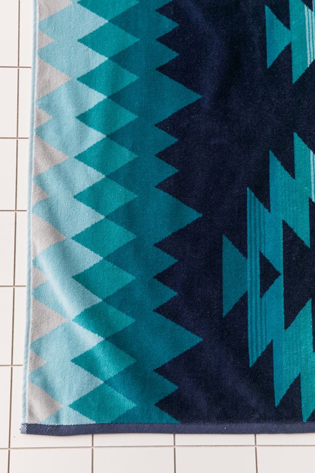 Pendleton Papago Park Oversized Beach Towel | Urban Outfitters