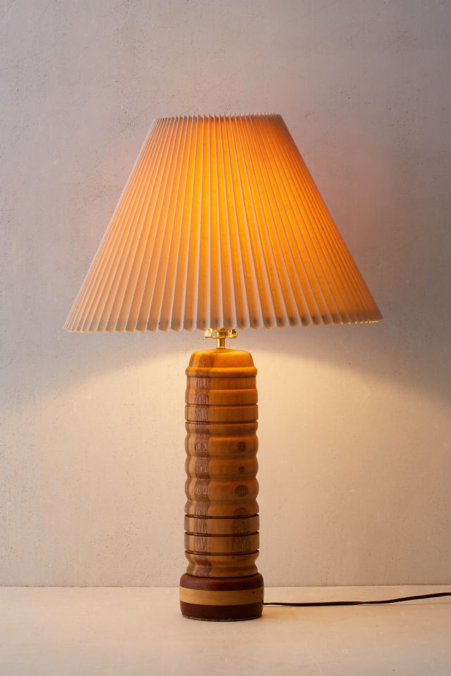 Urban Renewal Mid-Century Modern Wood Table Lamp | Urban Outfitters Canada