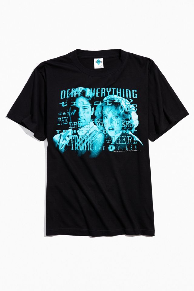 Tried And True Co. Vintage 1995 X-Files Tee | Urban Outfitters Canada