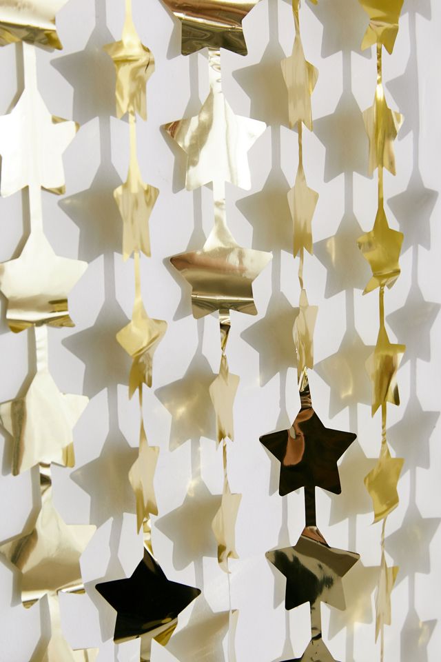 Ginger Ray Star Party Backdrop | Urban Outfitters