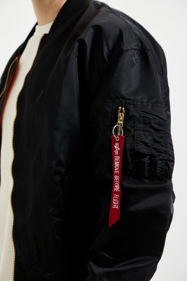 Alpha Industries Loose Flight Jacket | Urban Outfitters