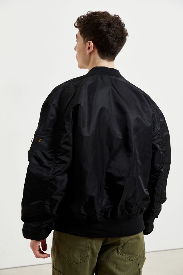 Alpha Industries Loose Flight Jacket | Urban Outfitters