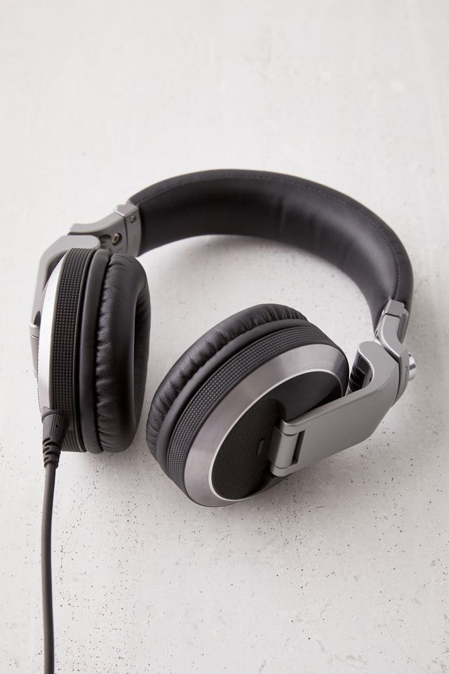 Pioneer DJ HDJ-X7 Professional DJ Headphones | Urban Outfitters