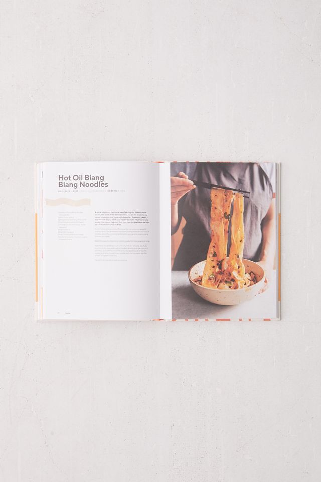 Dumplings and Noodles: Bao, Gyoza, Biang Biang, Ramon - and Everything ...