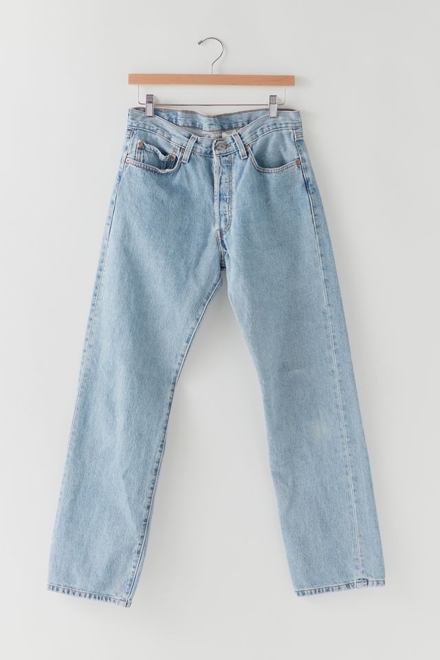 Vintage Levi’s Light Wash Jean | Urban Outfitters