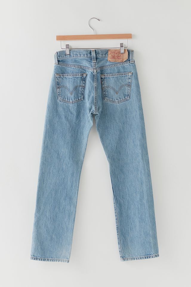 Vintage Levi's Medium Wash Jean | Urban Outfitters