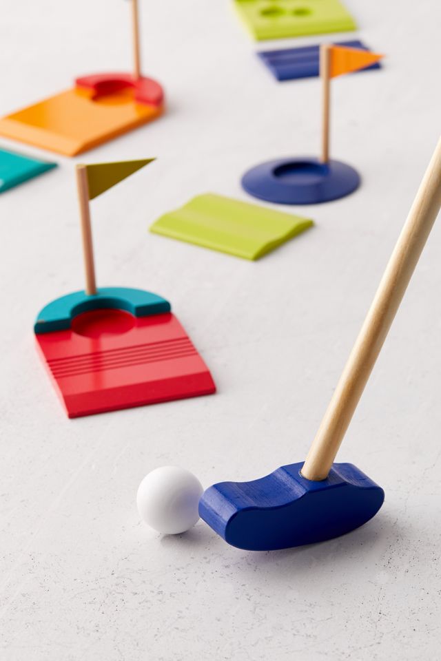 DIY Mini Golf Game | Urban Outfitters
