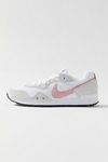 Nike Venture Runner Women’s Sneaker | Urban Outfitters