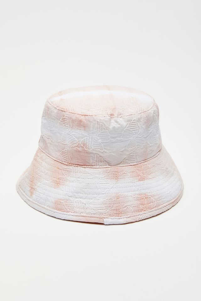UO Bri Embroidered Butterfly Bucket Hat | Urban Outfitters Canada