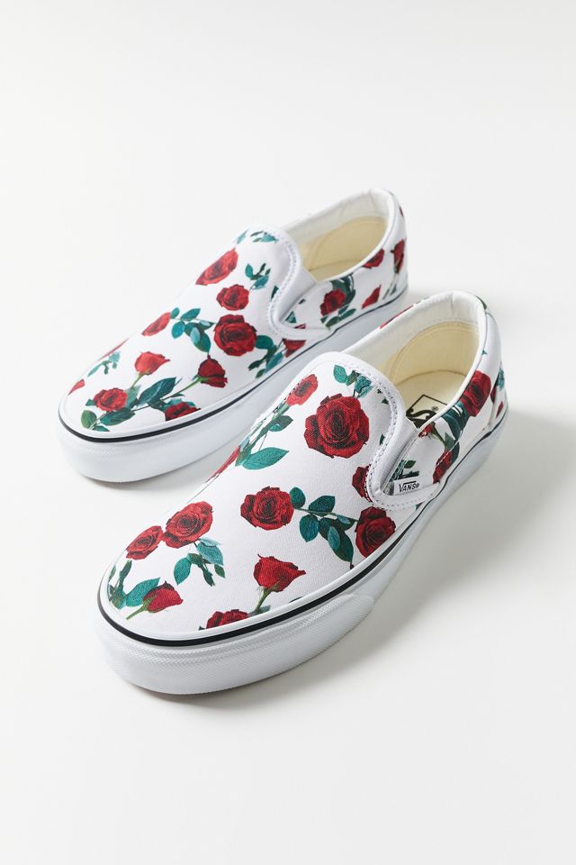 Vans Red Roses Slip-On Sneaker | Urban Outfitters