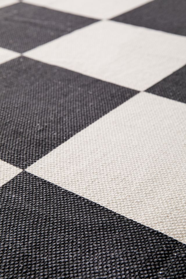 Overscale Checkerboard Printed Rug | Urban Outfitters