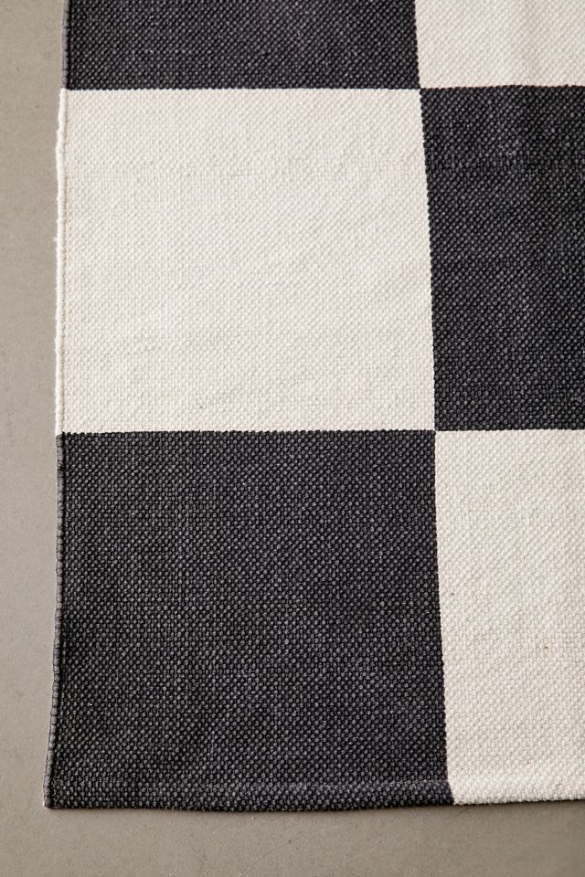 Overscale Checkerboard Printed Rug | Urban Outfitters