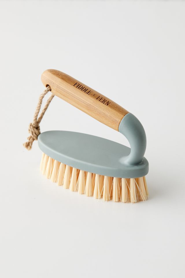 Laila Scrubby Brush | Urban Outfitters Canada
