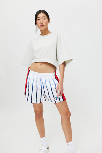 Mitchell & Ness Houston Rockets Jump Shot Short | Urban Outfitters