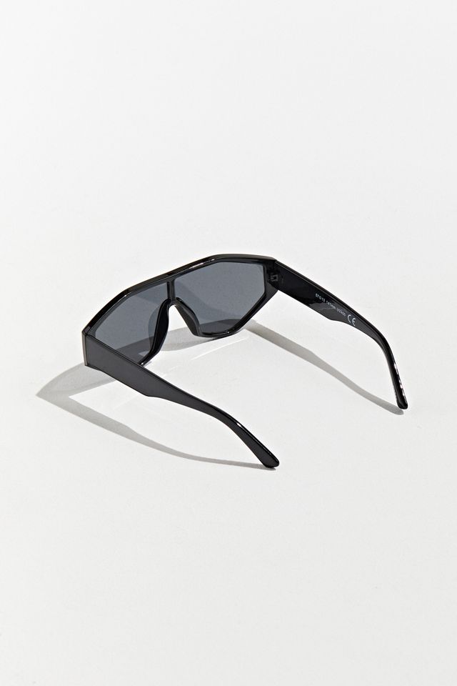 Rory Shield Sunglasses | Urban Outfitters