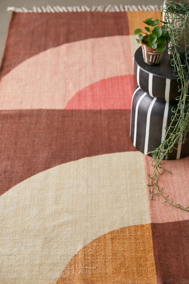 Ruth Modern Brushed Rug | Urban Outfitters
