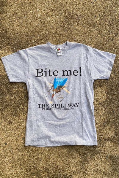 Vintage "Bite Me" t-shirt | Urban Outfitters