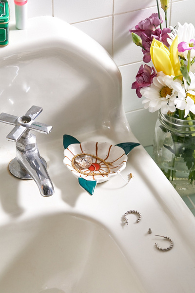 Flower Ceramic Catch-All Dish | Urban Outfitters