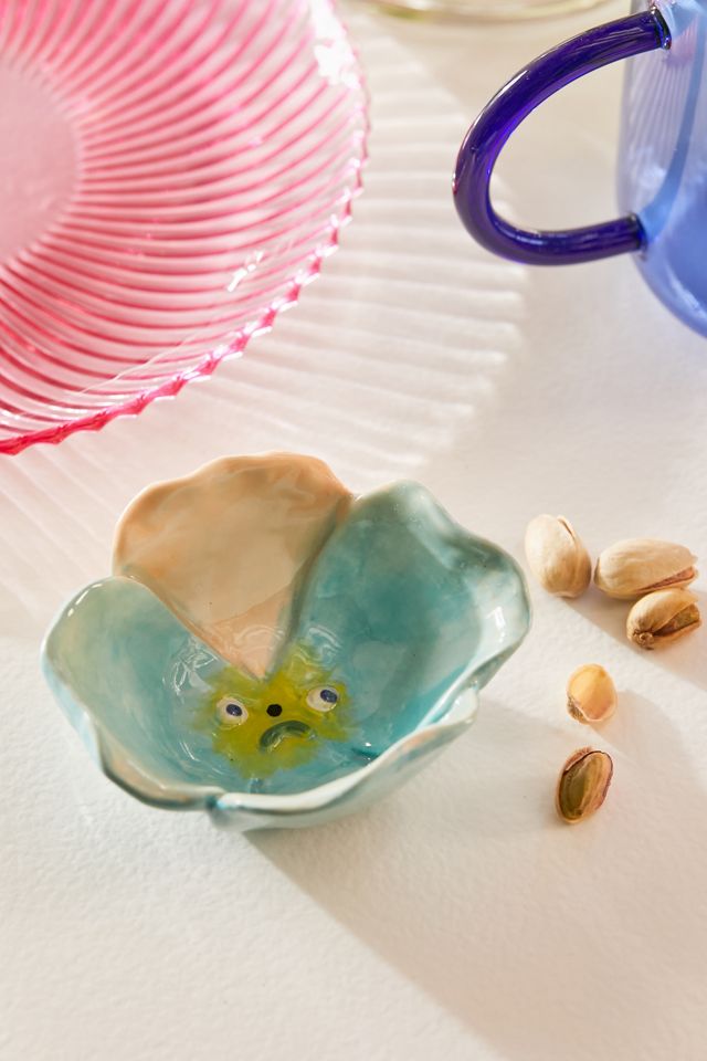Sad Pansy Pinch Bowl | Urban Outfitters Canada
