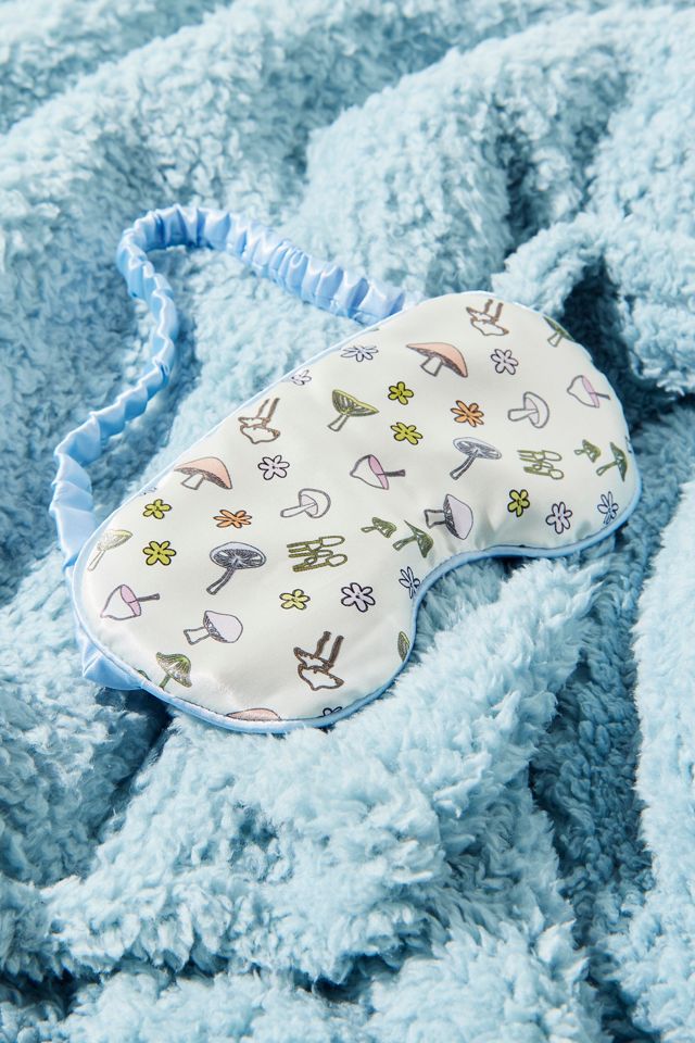 UO Satin Weighted Aromatherapy Eye Mask | Urban Outfitters