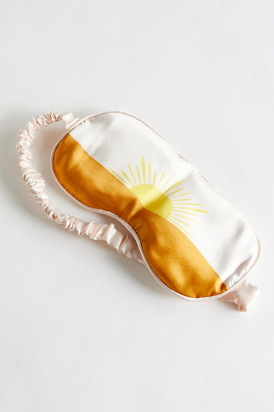 UO Satin Weighted Aromatherapy Eye Mask | Urban Outfitters