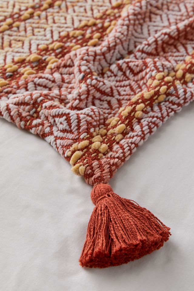 Diamond Geo Throw Blanket | Urban Outfitters