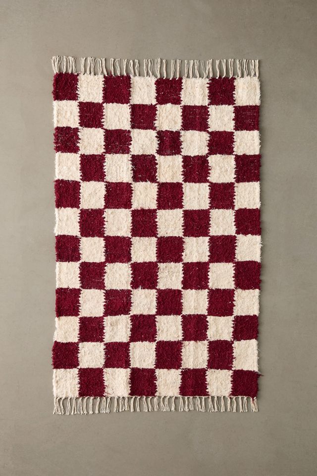 Checkerboard Woven Shag Rag Rug | Urban Outfitters