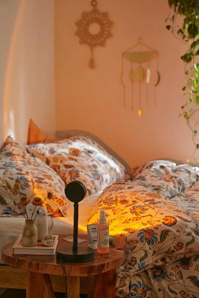 Shop College Dorm Bedding, Décor & More | Urban Outfitters