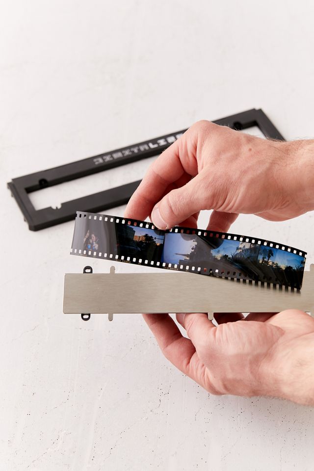 Lomography DigitaLIZA 35mm Film Scanning Mask | Urban Outfitters