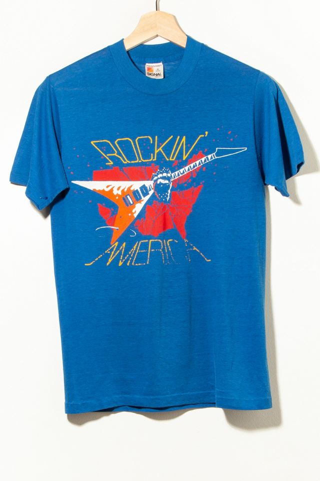 Vintage 1980s Distressed Rockin America Graphic T-Shirt | Urban Outfitters