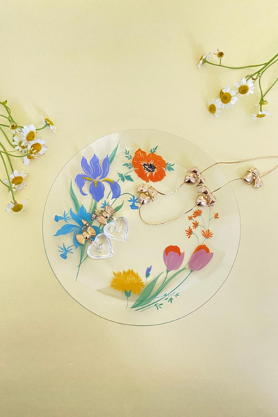 Vintage Clear Glass Flower Catch-all Plate | Urban Outfitters