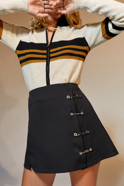 Love + Harmony Safety Pin-Up Mini Skirt | Urban Outfitters