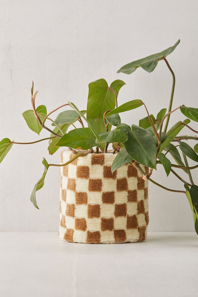 Checkerboard Tufted Planter Cover | Urban Outfitters Canada