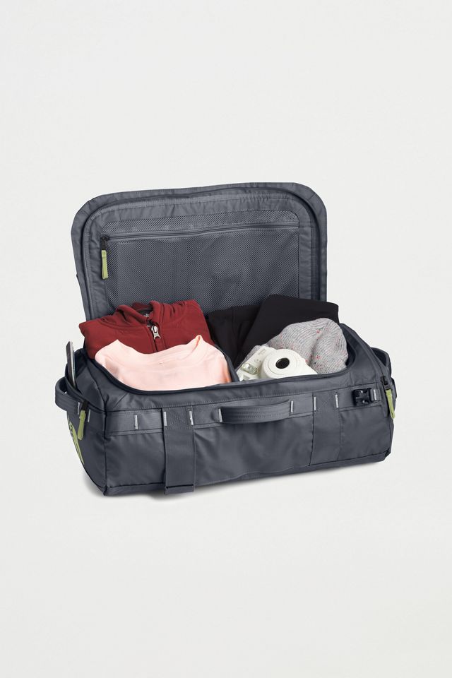 The North Face Base Camp Voyager 32L Duffle Bag | Urban Outfitters