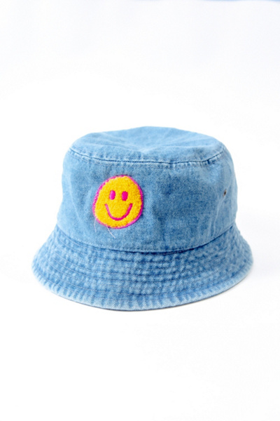 Zig Zag Forever Happy Bucket Hat | Urban Outfitters