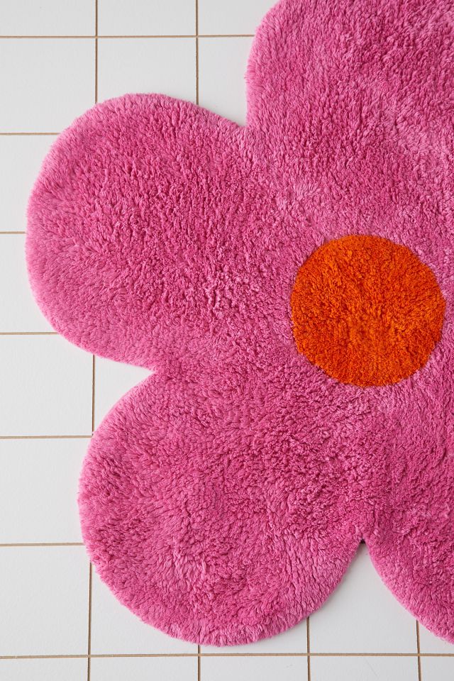 Flower Power Retro Bath Mat | Urban Outfitters