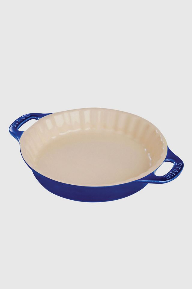 Staub Ceramic 9-inch Pie Dish | Urban Outfitters