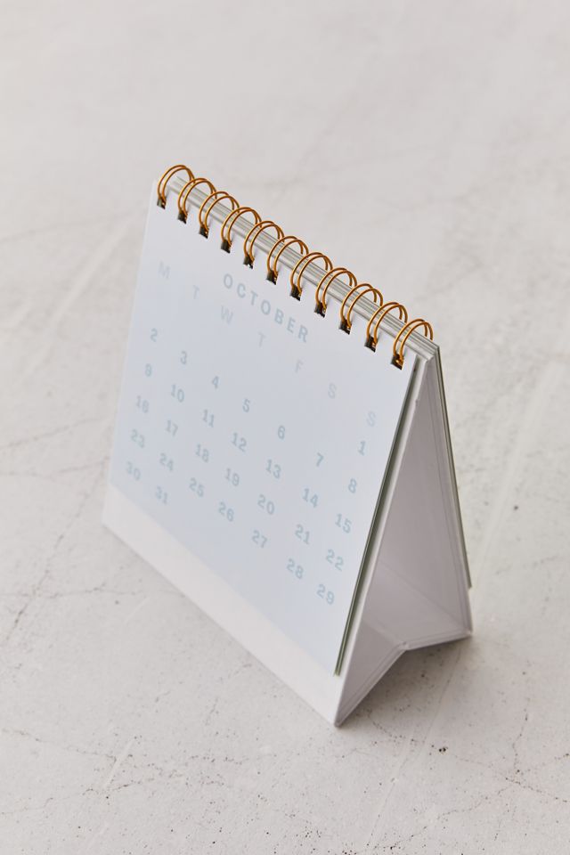 2022 Mini 12-Month Desk Calendar | Urban Outfitters