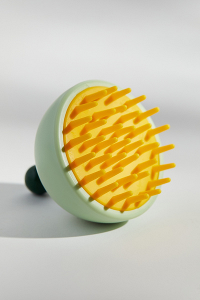 ohii Flower Scalp Massager | Urban Outfitters