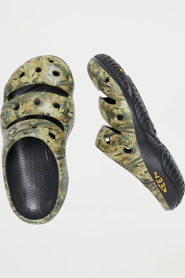 KEEN Yogui Arts Clog | Urban Outfitters