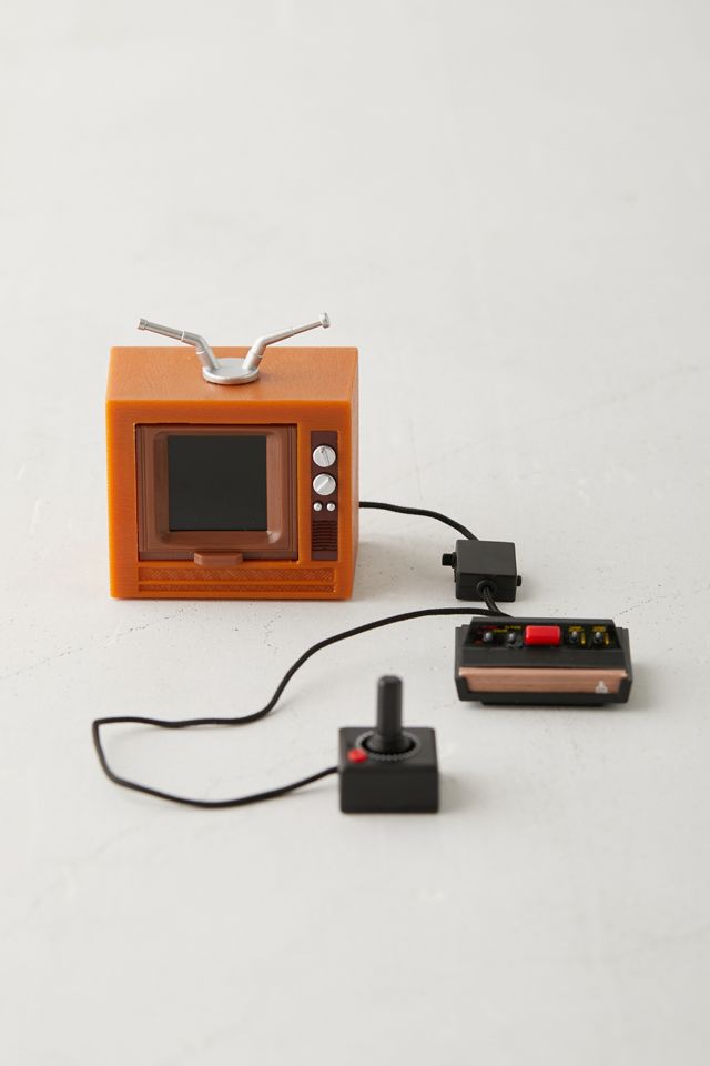 World’s Smallest Atari Arcade Game | Urban Outfitters