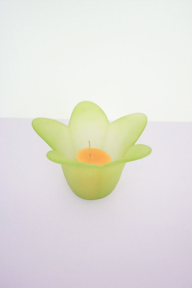 Y2K Flower Candle Holder | Urban Outfitters