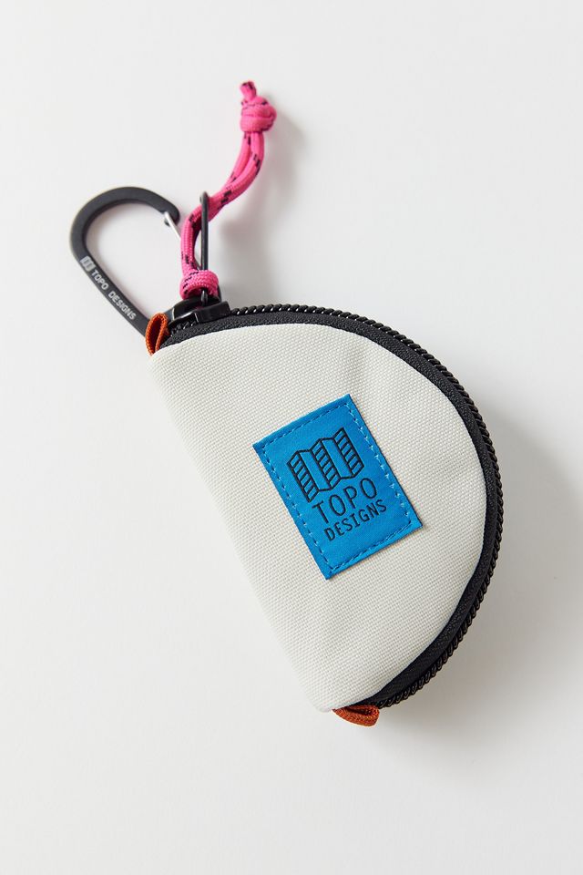Topo Designs Taco Pouch | Urban Outfitters Canada