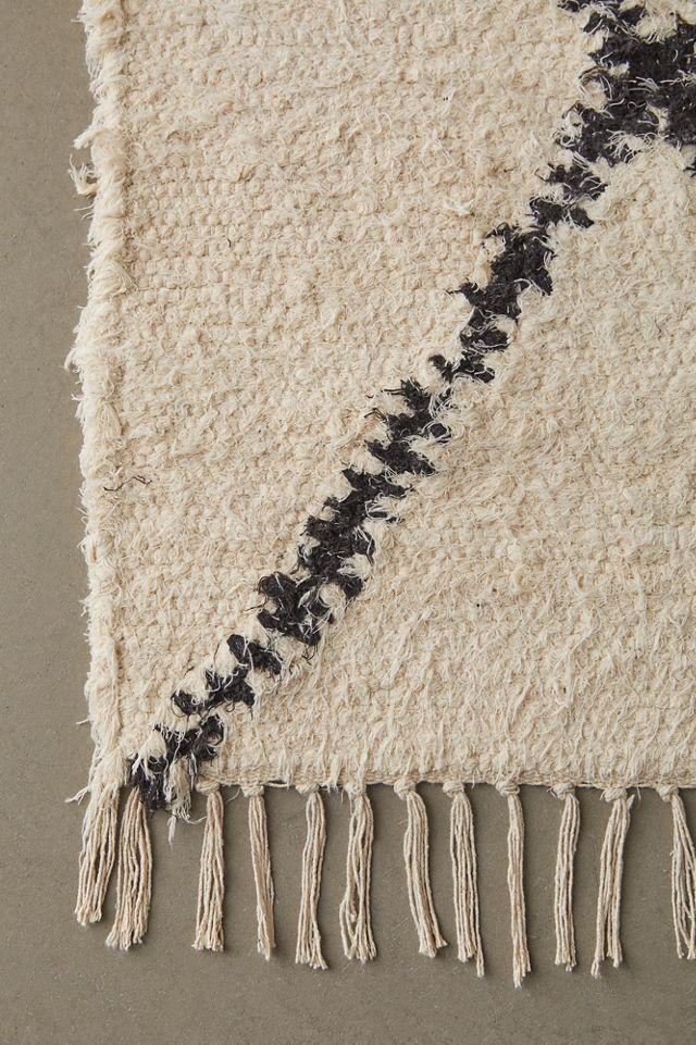 Diamond Shaggy Rag Rug | Urban Outfitters