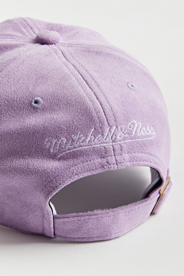 Mitchell & Ness Milwaukee Bucks NBA Strapback Hat | Urban Outfitters Canada