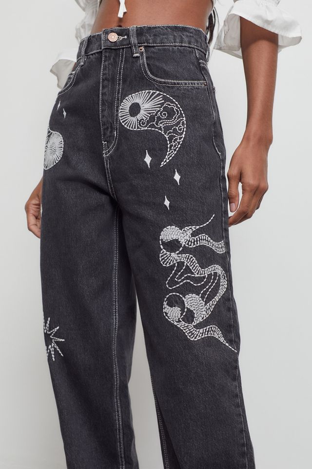 BDG High-Waisted Baggy Jean — Embroidered | Urban Outfitters