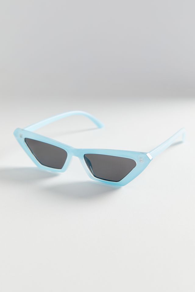 Aubrey Angular Cat-Eye Sunglasses | Urban Outfitters Canada