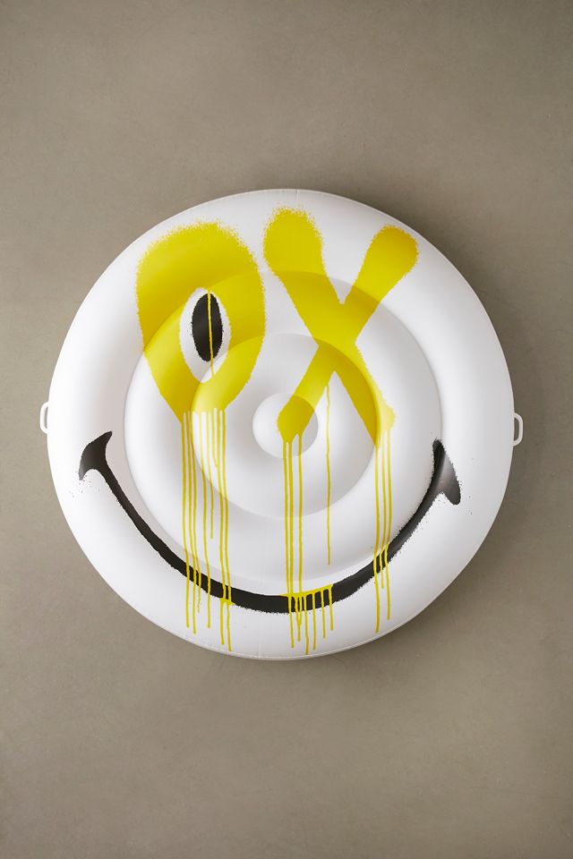 Sunnylife Happy Face Pool Float | Urban Outfitters